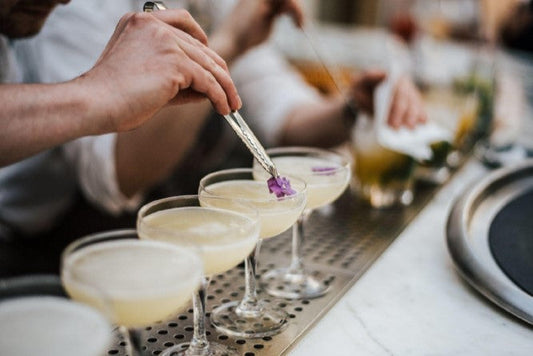 Top Mixology Courses and Certifications for Aspiring Bartenders ...