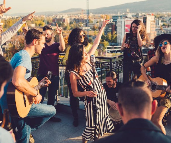 The 18 Best Songs To Listen To When You're Drinking – Advanced Mixology